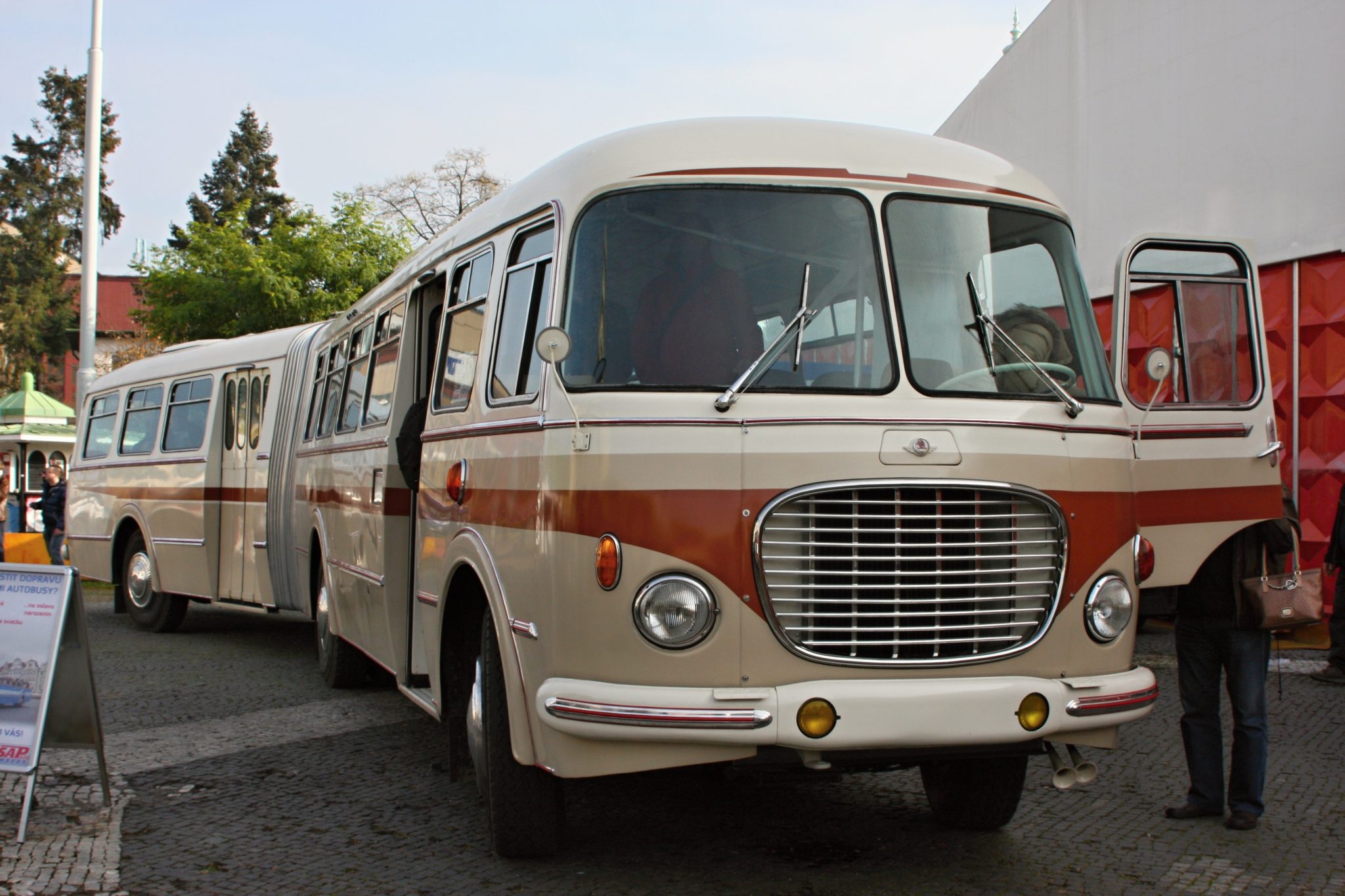 Škoda 706 RTO -K – výnimočný kĺbový autobus, ktorý sa nevyrábal ...